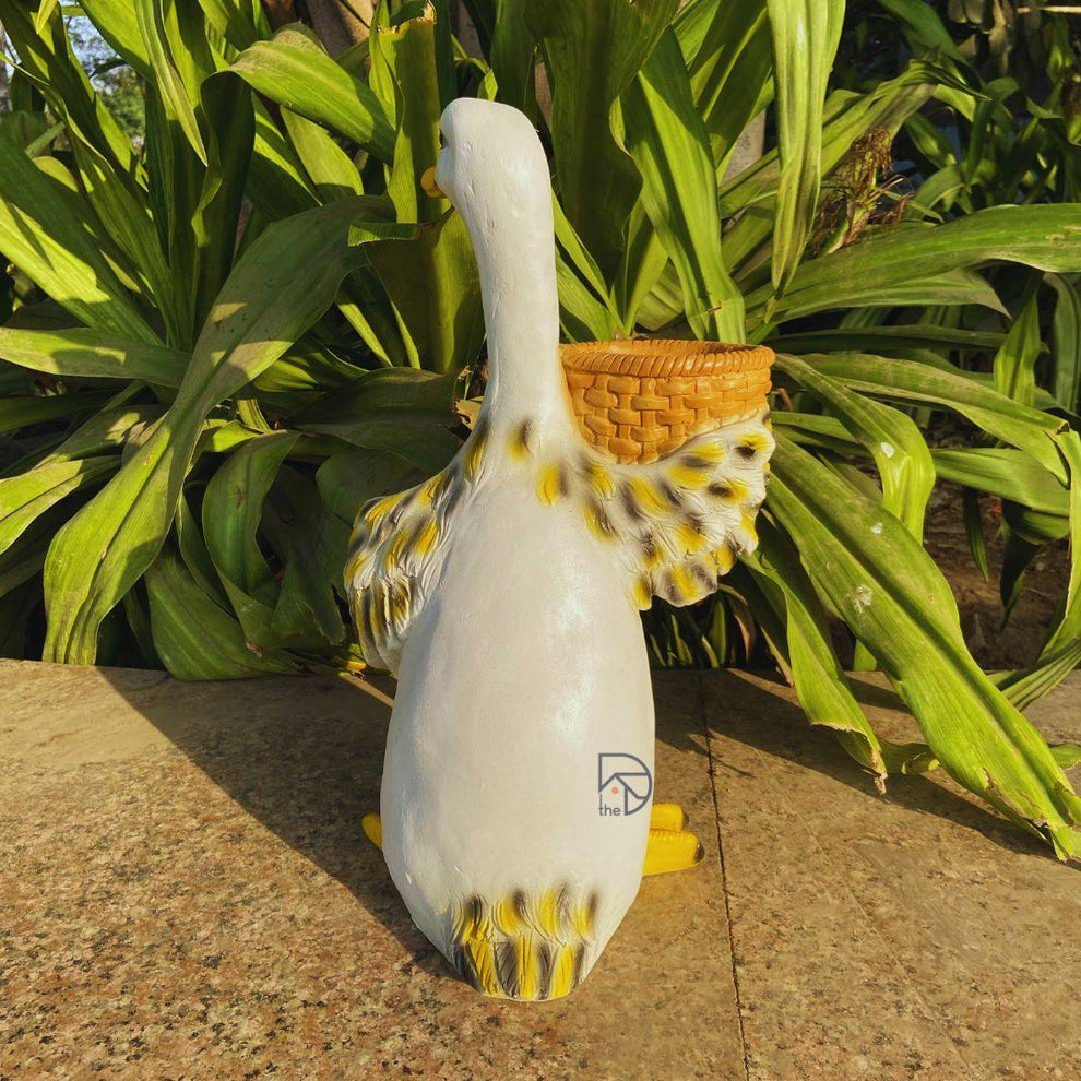 Resin Standing Duck Planter in Hand – The Decorshed